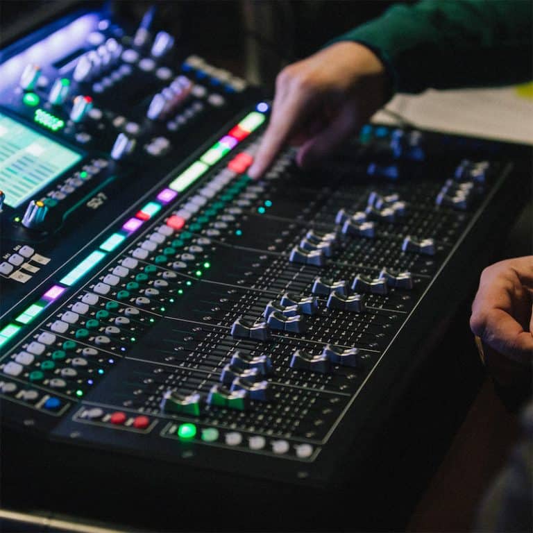 Expert Audio, Video, and Lighting Installation | MediaNet AV